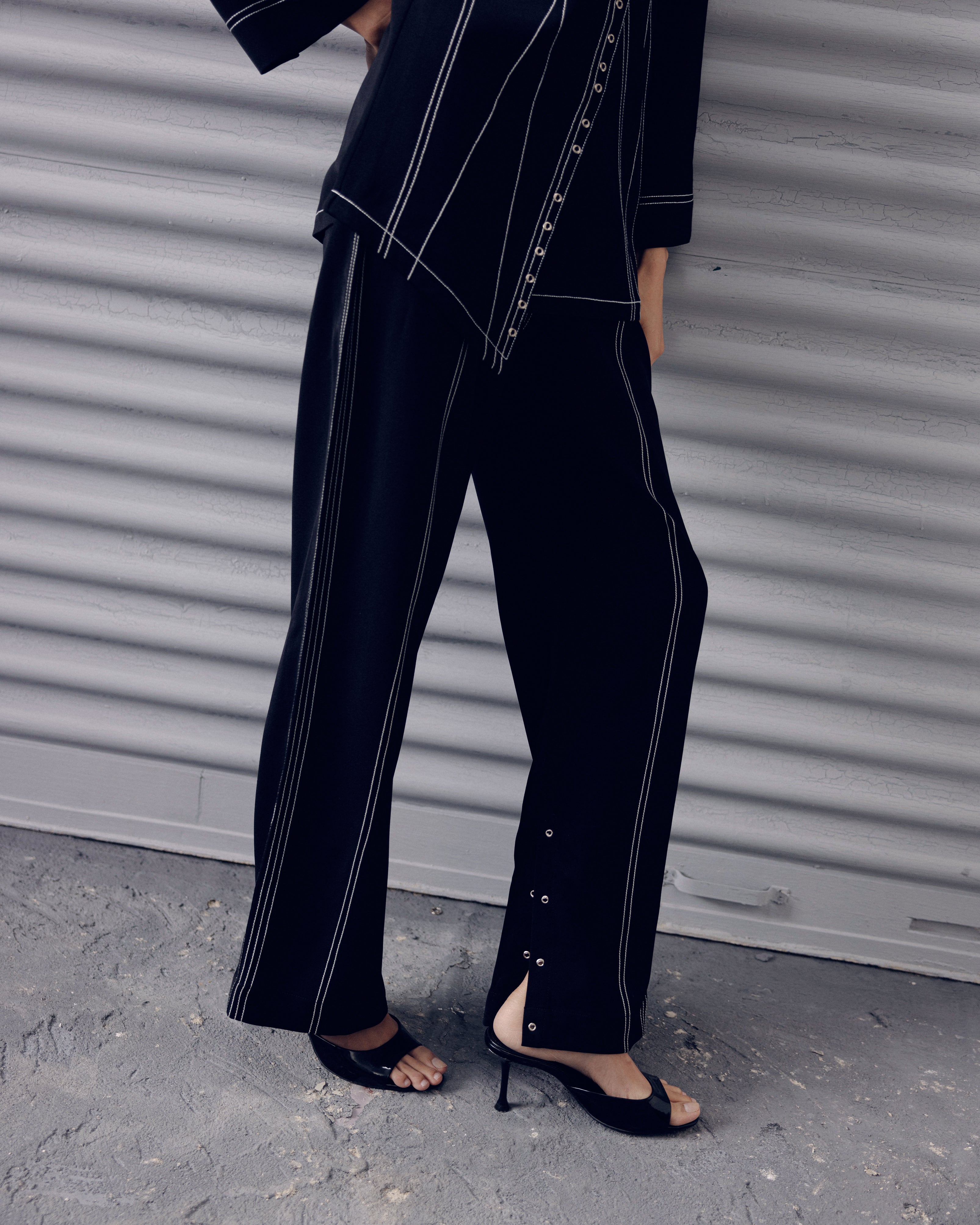 Matrix Pants – Veera Wear